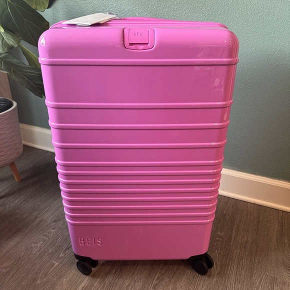 BEIS | Bags | Beis The Medium Checkin Roller Suitcase Luggage In Glossy ...